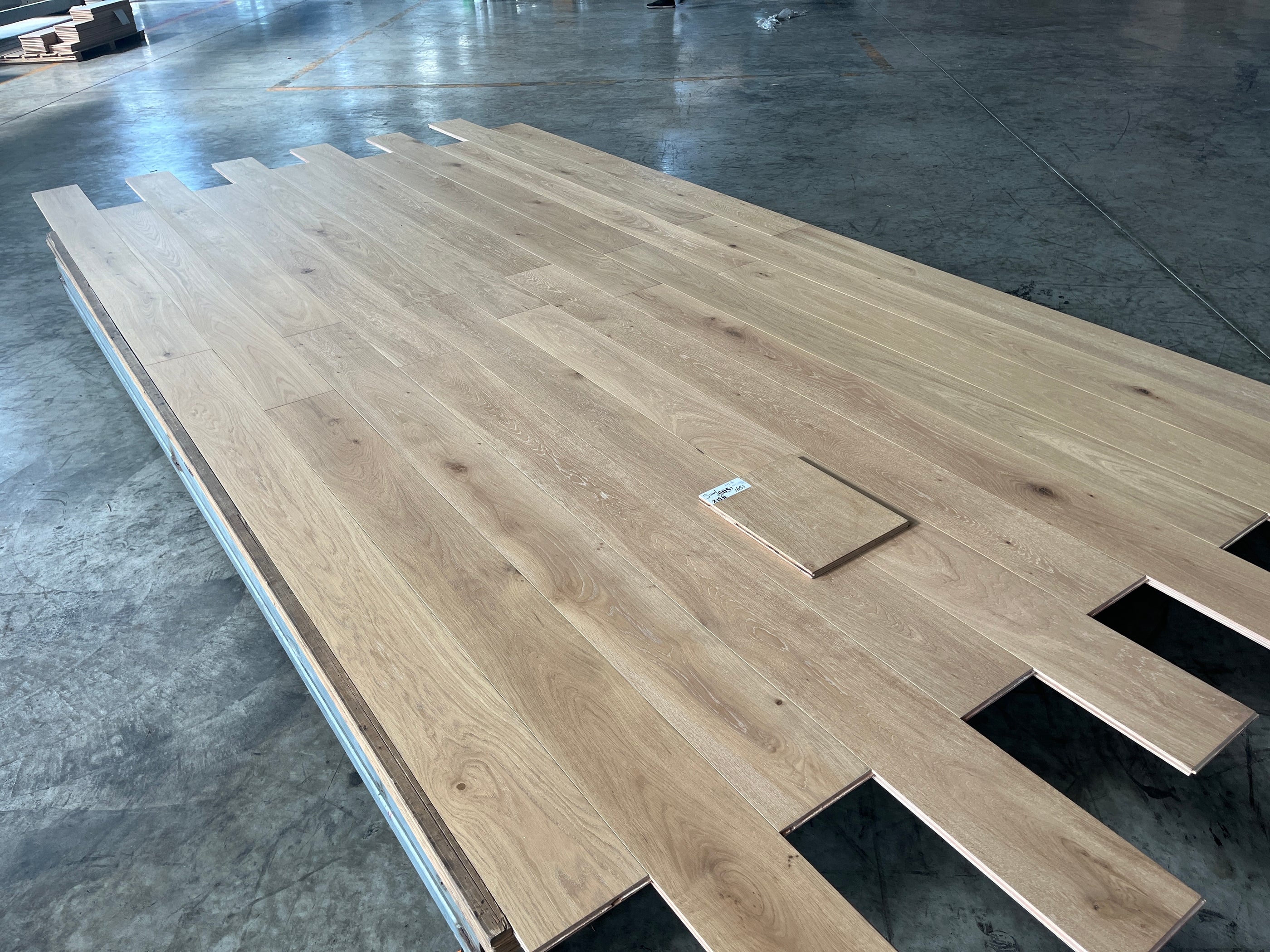 Engineered Hardwood Flooring Random Length | European Oak — Tiles of Europe